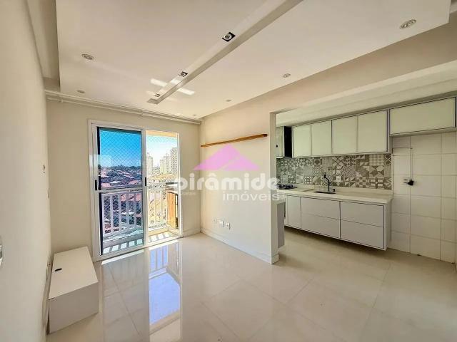Apartamento em Parque Residencial Flamboyant, São José dos Campos/SP de 45m² 2 quartos à venda por R$ 358.900,00