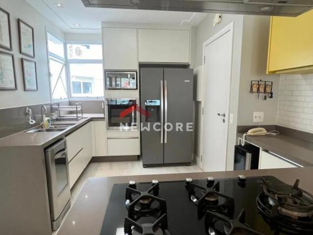 Apartamento em Passeio dos Galeões Riviera de São Lourenço Bertioga/SP