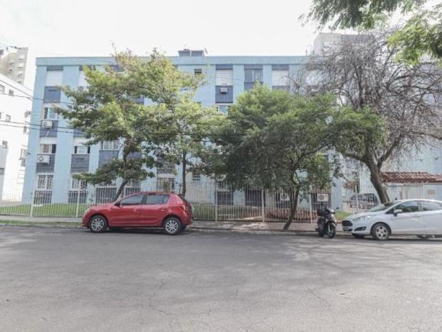 Apartamento em Passo da Areia, Porto Alegre/RS de 40m² 1 quartos à venda por R$ 170.000,00