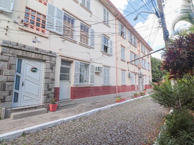 Apartamento em Passo da Areia, Porto Alegre/RS de 58m² 2 quartos para locação R$ 1.400,00/mes