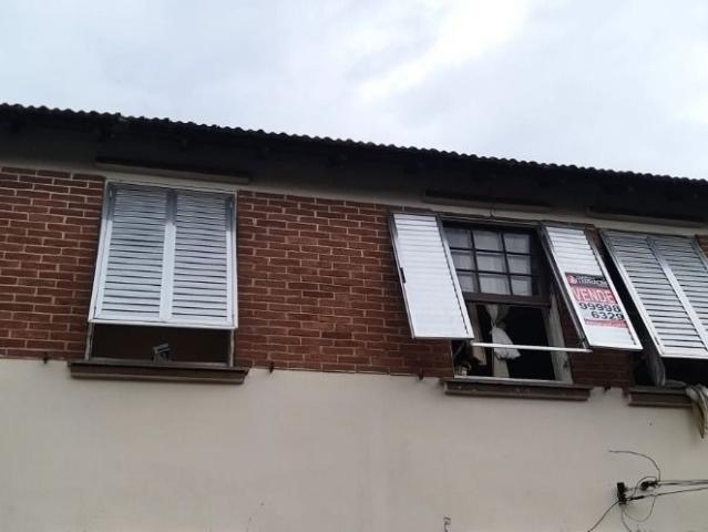 Apartamento em Passo da Areia, Porto Alegre/RS de 65m² 3 quartos à venda por R$ 249.000,00