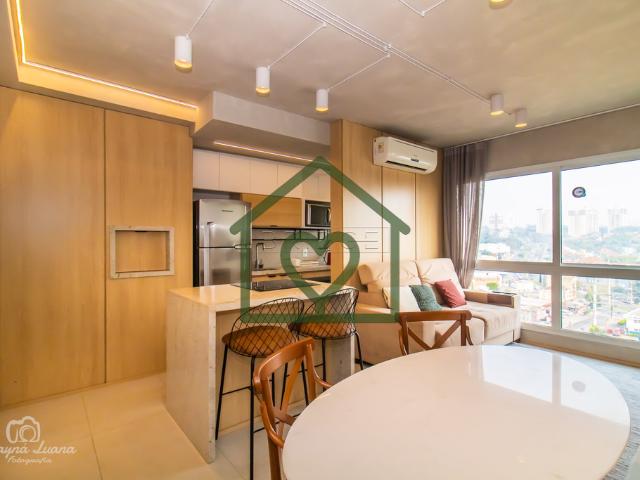 Apartamento em Passo da Areia, Porto Alegre/RS de 0m² 2 quartos à venda por R$ 639.000,00 ou para locação R$ 4.200,00/mes