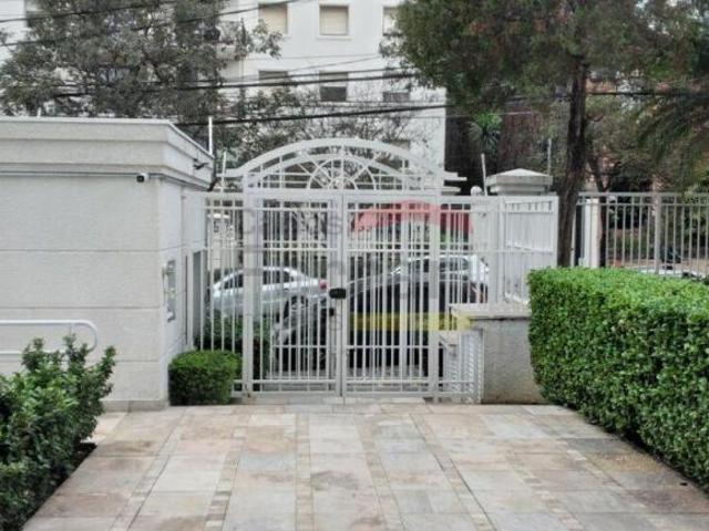 Apartamento em Perdizes 110,00m² 3 dormitorios/suite 3 vagas R$ 1.550.000,00 andar alto e vago