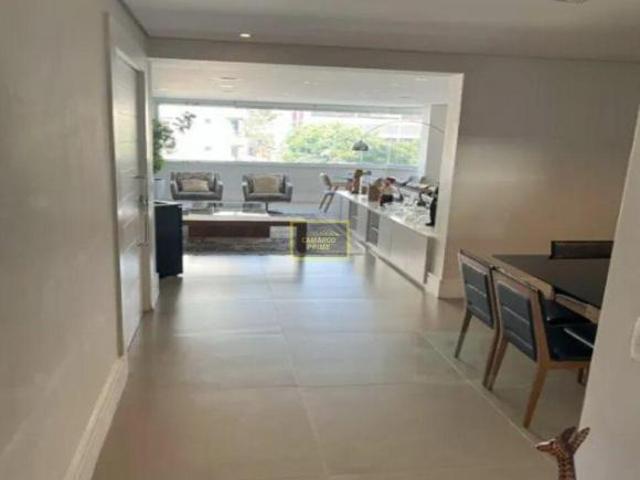 Apartamento em Perdizes com 232 metros de área útil, para venda