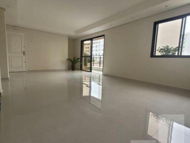 Apartamento em Perdizes com 4 dormitórios, 2 vagas e lazer completo