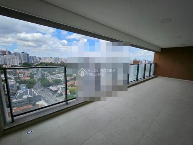 Apartamento em Perdizes com 4 dormitórios e 2 vagas