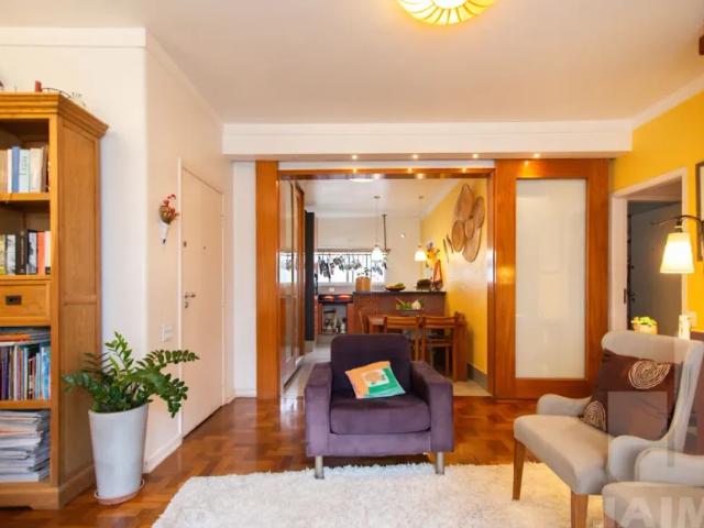 Apartamento em Perdizes Nobre: Tranquilidade e Charme em Rua Sem Saída