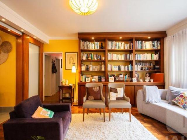 Apartamento em Perdizes Nobre: Tranquilidade e Charme em Rua Sem Saída