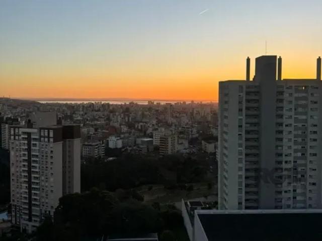 Apartamento em Petrópolis