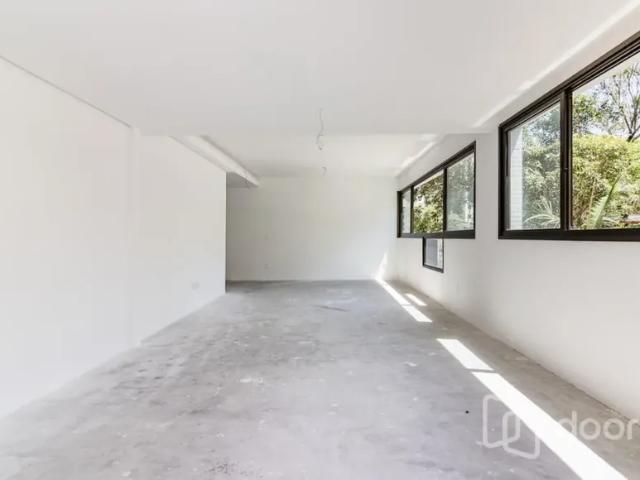 Apartamento em Petrópolis com 169.23 m², 3 quarto s, 1 suíte s, 4 vaga s