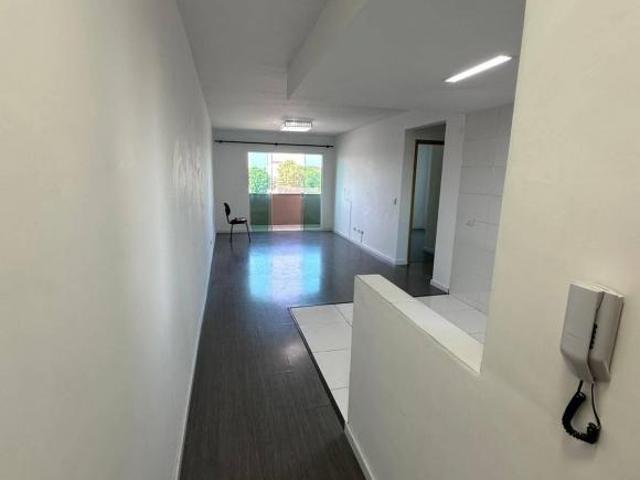 APARTAMENTO EM PINHAIS