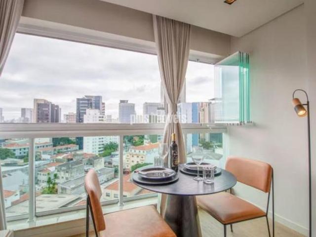 APARTAMENTO EM PINHEIROS