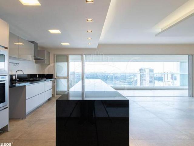 Apartamento em Pinheiros