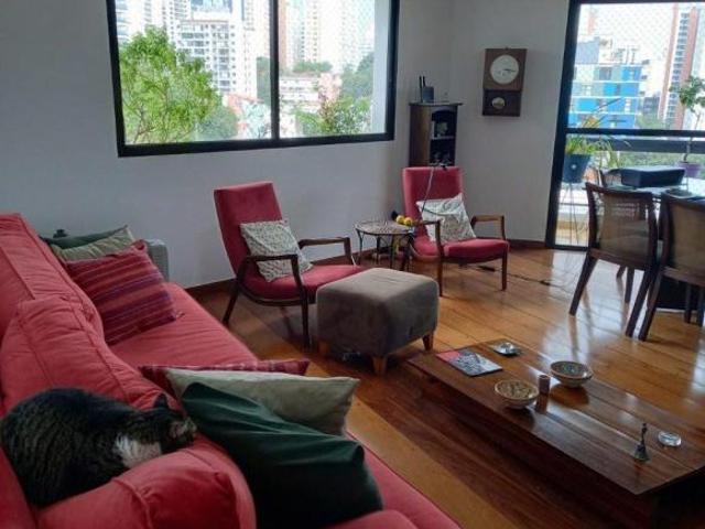 Apartamento em Pinheiros com 125m², 3 quartos, 1 suíte, 3 vagas