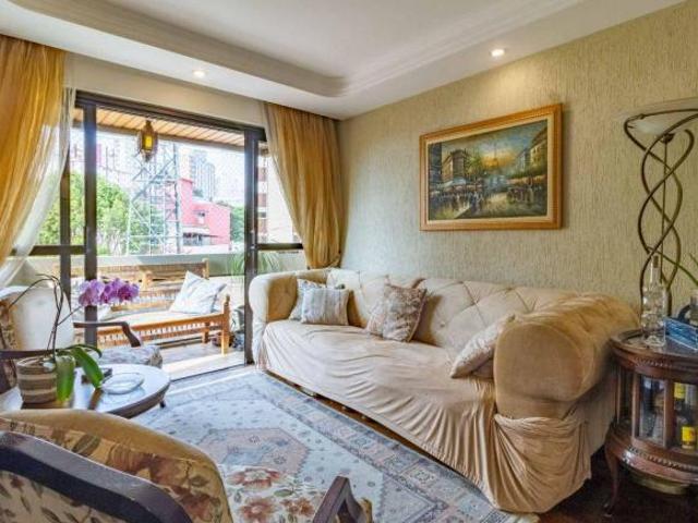 Apartamento em Pinheiros com 130m², 4 dormitórios e duas vagas