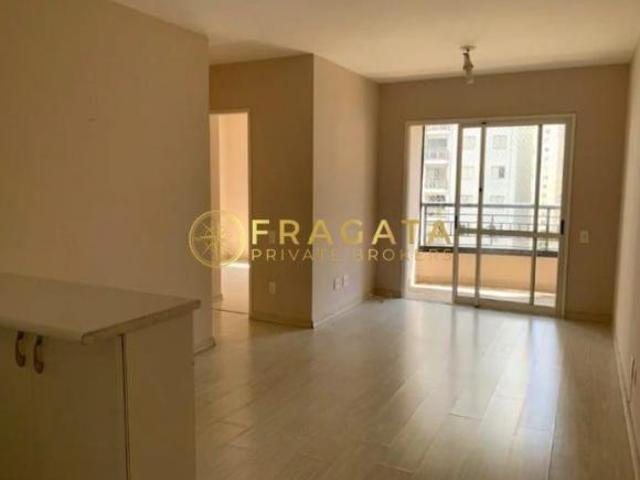 Apartamento em Pinheiros com 2 quartos