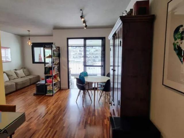 Apartamento em Pinheiros com 70m²