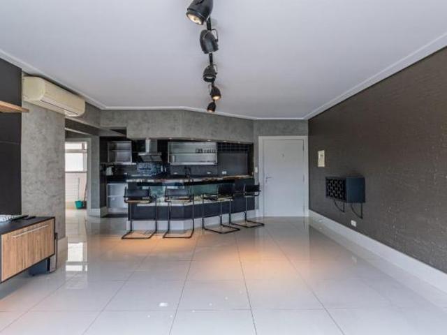 Apartamento em Pinheiros com 92 m²
