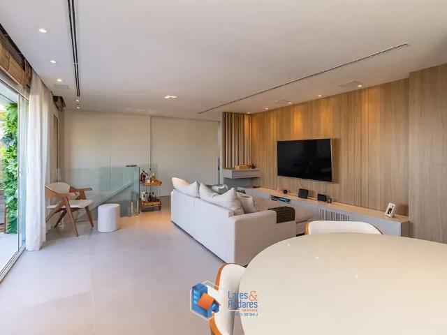 Apartamento em Pinheiros, São Paulo/SP de 198m² 3 quartos à venda por R$ 5.489.000,00