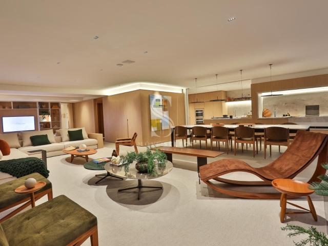 Apartamento em Pinheiros, São Paulo/SP de 245m² 4 quartos à venda por R$ 7.133.616,00