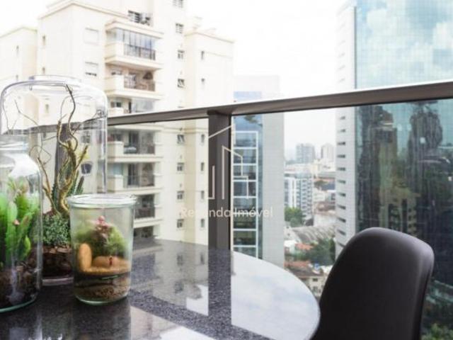 APARTAMENTO EM PINHEIROS PRÓXIMO A FARIA LIMA: Conforto, exclusividade e praticidade em cada detal