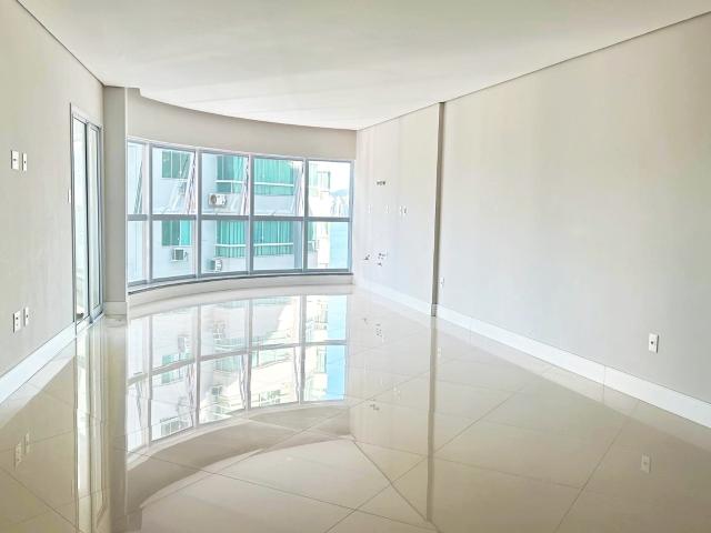 Apartamento em Pioneiros, Balneário Camboriú/SC de 160m² 4 quartos à venda por R$ 4.499.000,00