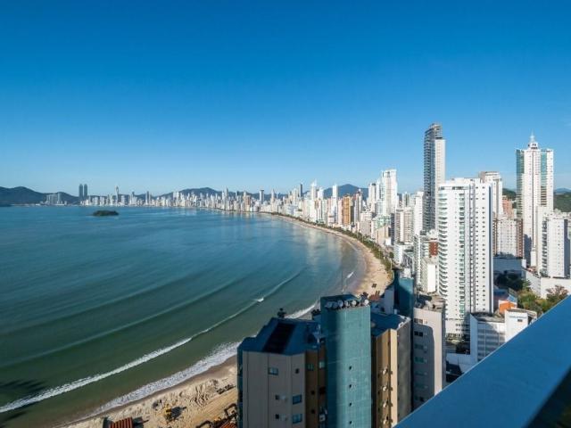 Apartamento em Pioneiros, Balneário Camboriú/SC de 173m² 3 quartos à venda por R$ 8.799.000,00