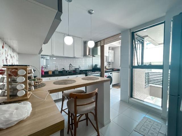 Apartamento em Piratininga, Niterói/RJ de 110m² 3 quartos à venda por R$ 1.349.900,00