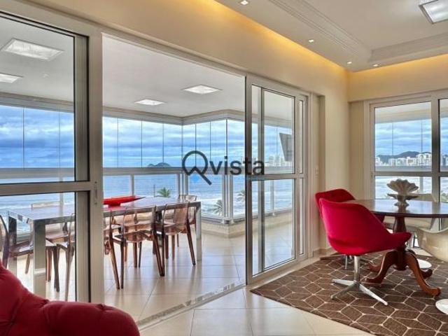 Apartamento em Pitangueiras Guarujá, SP