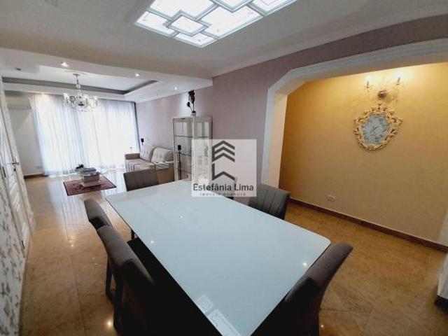 Apartamento em Pitangueiras Reformado 3 Dormitorios sendo 2 Suítes