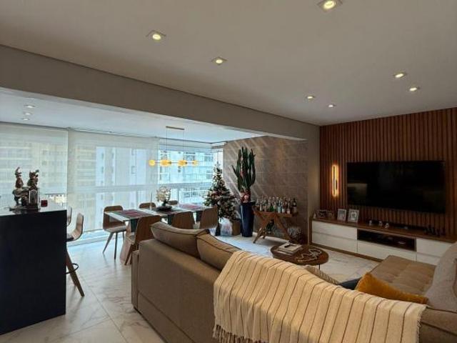 Apartamento em Ponta da Praia Santos