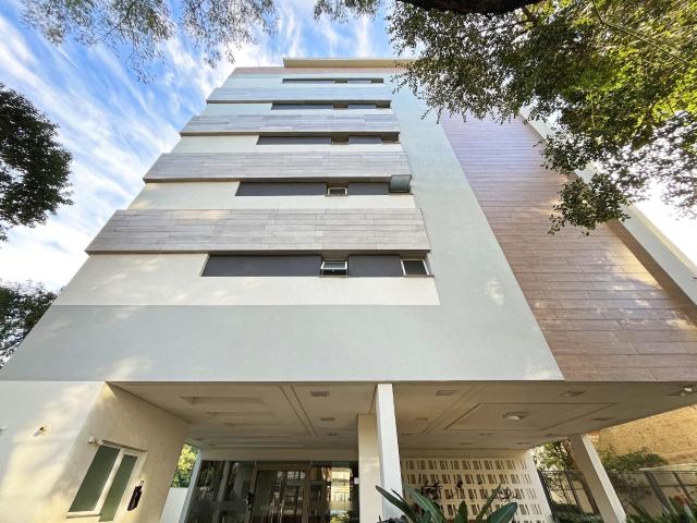 Apartamento em Porto Alegre, no bairro Camaquã, com 2 dormitório s, e 2 banheiros, para locação