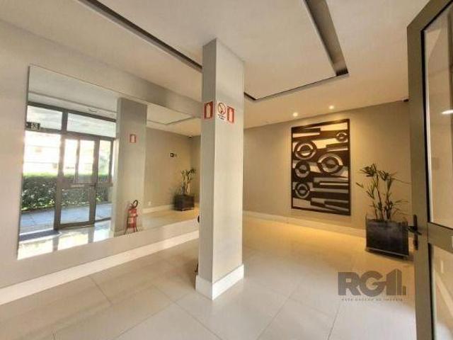 Apartamento em Porto Alegre, no bairro Cavalhada, com 3 dormitório s, e 3 banhe
