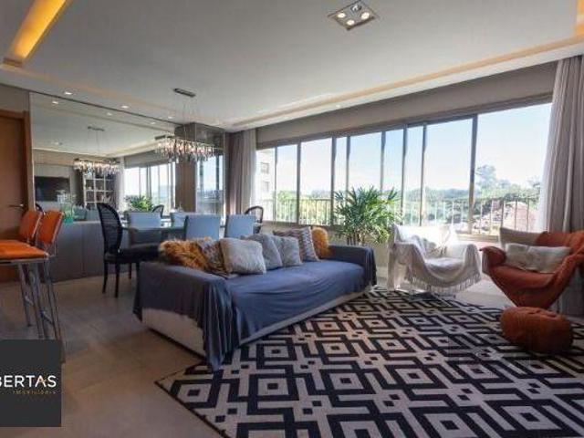 Apartamento em Porto Alegre, no bairro Cavalhada, com 3 dormitório s, e 3 banhe