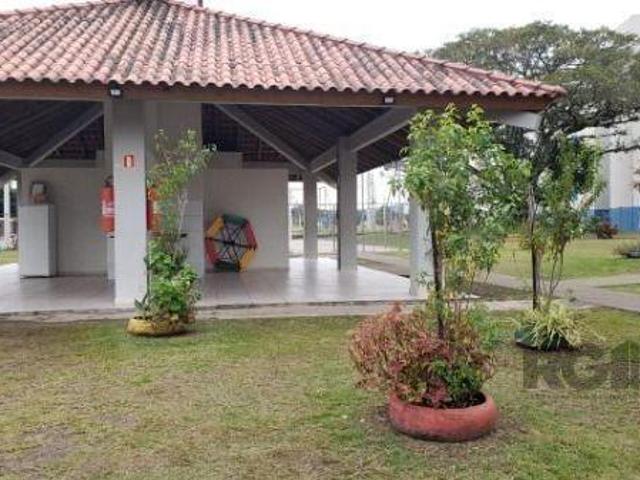 Apartamento em Porto Alegre, no bairro Chapéu do Sol, com 2 dormitório s, e 2 banheiros, à venda