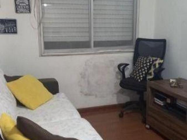 Apartamento em Porto Alegre, no bairro Cristal, com 1 dormitório s, e 1 banheiros, à venda