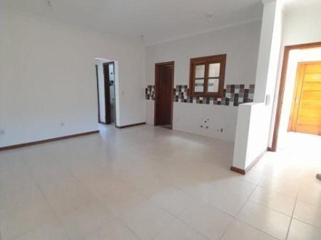 Apartamento em Porto Alegre, no bairro Hípica, com 2 dormitório s, e 2 banheiros, para locação