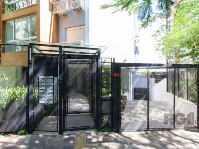 Apartamento em Porto Alegre no Bairro Petrópolis, de 1 quarto, semi mobiliado