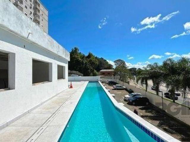 Apartamento em Porto Alegre, no bairro Teresópolis, com 2 dormitório s, e 2 ban