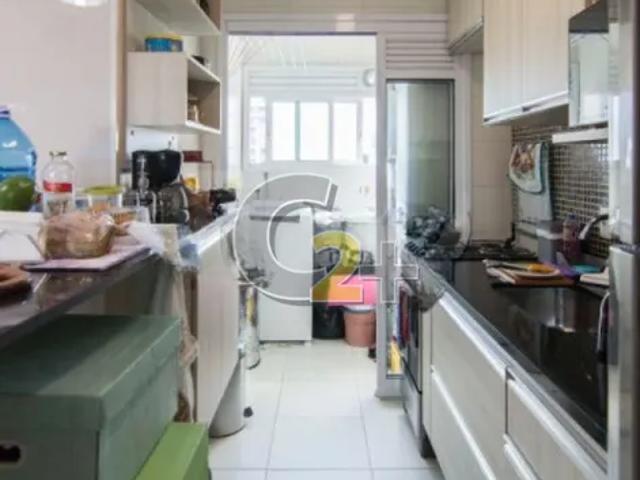Apartamento em prédio com lazer completo próximo da estação Vila Madalena do metrô!