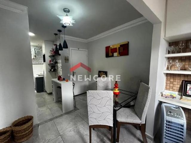 Apartamento em Praça Dois Mil Duzentos e Sessenta e Nove Santa Amélia Belo Horizonte/MG