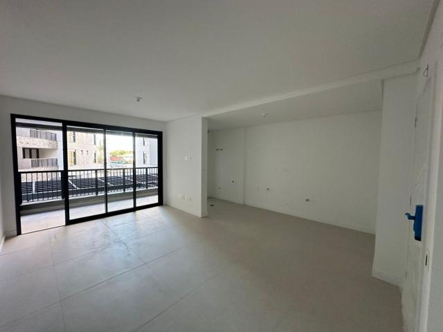 Apartamento em Praia Comprida, São José/SC de 85m² 2 quartos à venda por R$ 1.399.000,00