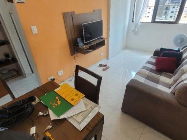 Apartamento em Vila Tupi Praia Grande, SP