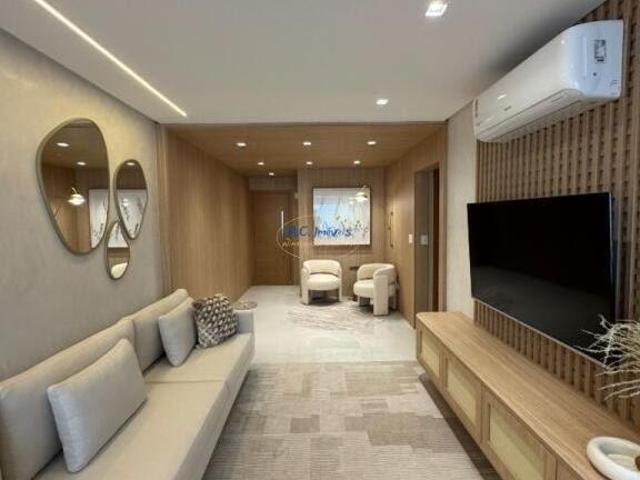 Apartamento em Canto do Forte Praia Grande