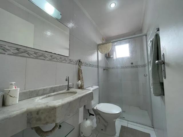 Apartamento em Praia Grande/SP com 2 dormitórios a duas quadras da praia