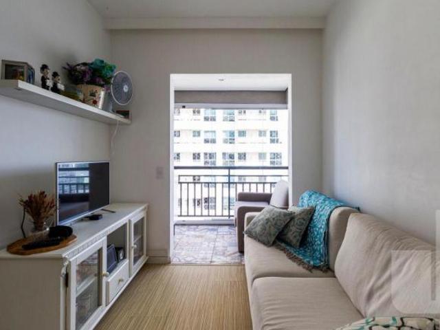 Apartamento em prédio com lazer completo, 2 dormitórios e 1 vaga Barra Funda