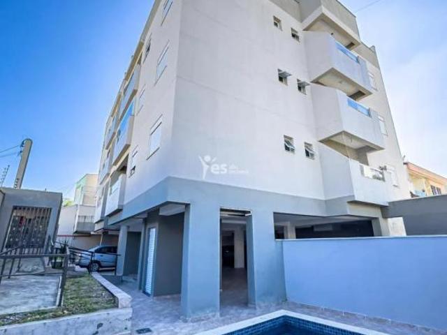 Apartamento em Prédio Baixo condomínio com Elevador e Piscina no Bairro Silveira