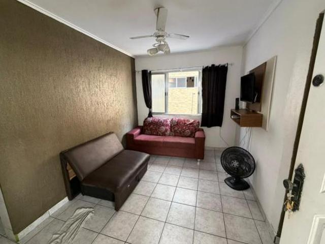 Apartamento em prédio Frente mar em Praia Grande SP