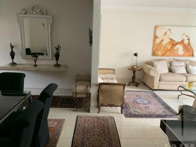 Apartamento em prédio maravilhosos ao lado do Santa Luzia