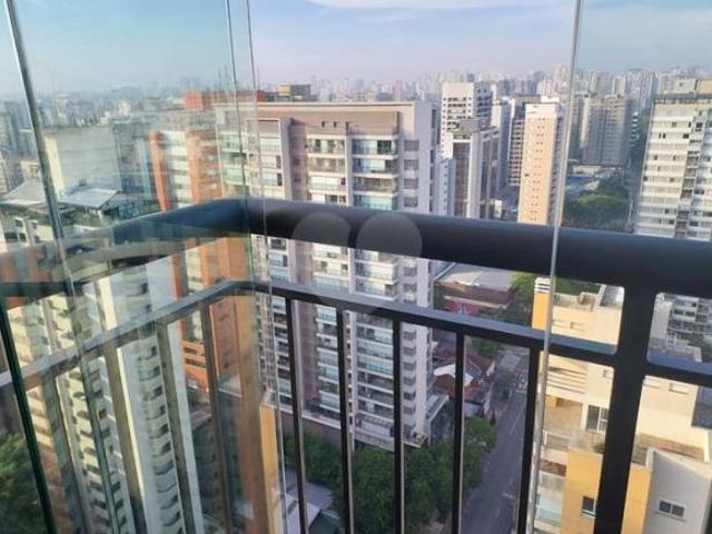 APARTAMENTO EM PREDIO NOVO EM MOEMA